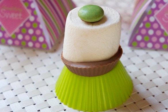 marshmallow top hats and gergaoun – Food and Tools